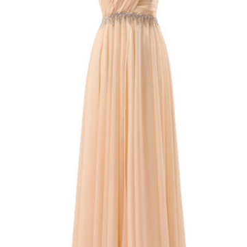 The Shoulders Of The Handsome Evening Gown With A Chiffon Gown Are ...