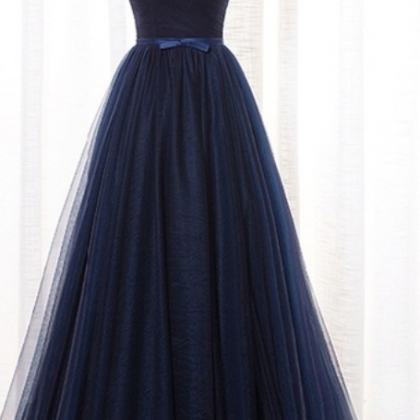 A Cheap, Simple, Long Night Ball Party Dress A Row Of Elegant Formal ...
