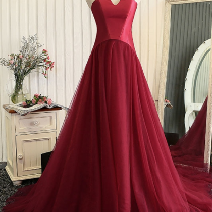 A Red Long Dress With A Simple Formal Evening Dress Is on Luulla