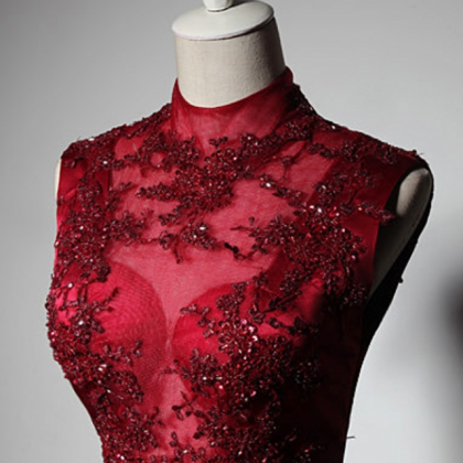 Red Lace Wearing The High Neck Of Party A's Evening Standard, The ...