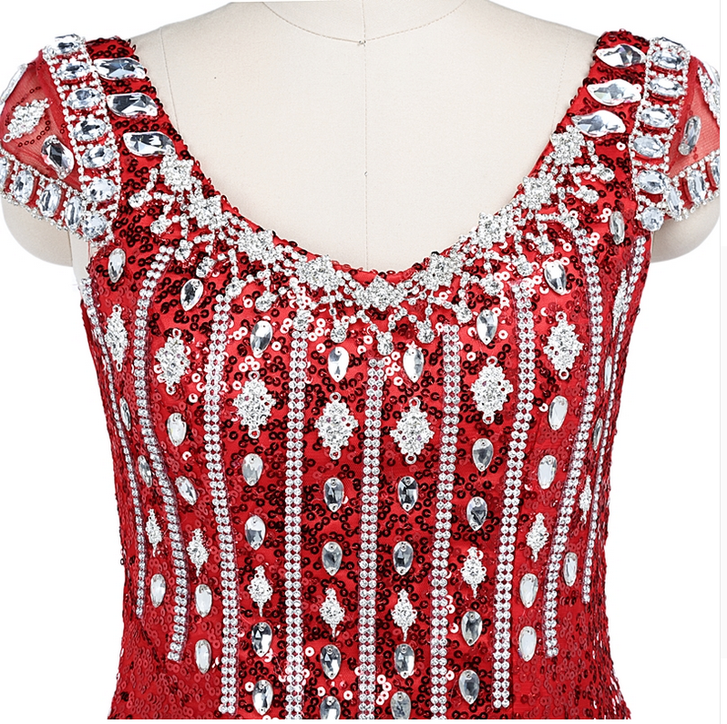 The Mother Of The Official Turkish Robes Of A Red Bridal Gown Was ...