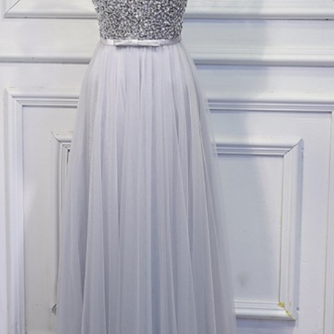 The Silver Evening Dress Party Gown Began To Feature A Formal Evening ...