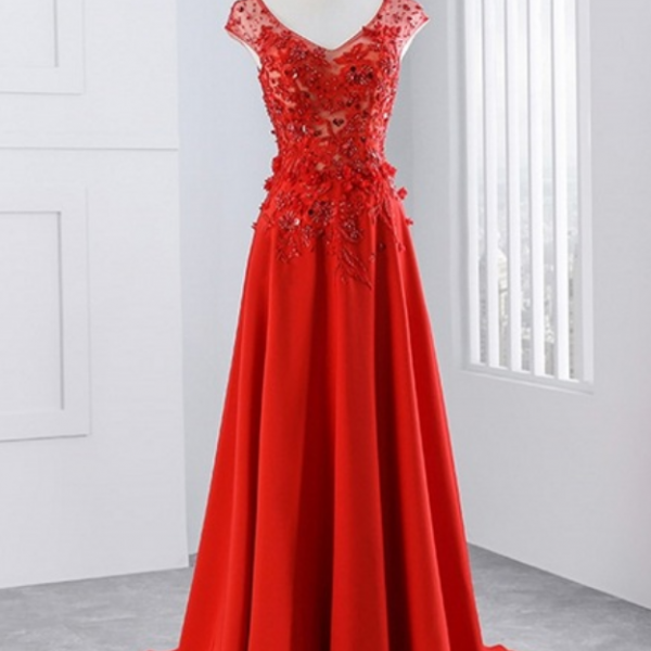 The Red Ribbon's Mother Wore A Bridal Gown And Gown For The Groom's ...