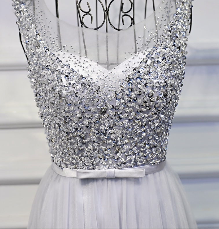 The Silver Evening Dress Party Gown Began To Feature A Formal Evening ...